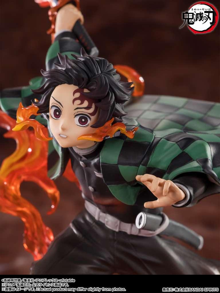 Demon Slayer Tanjiro Kamado & Kyojuro Rengoku Sword Guard FiguartsZERO ...